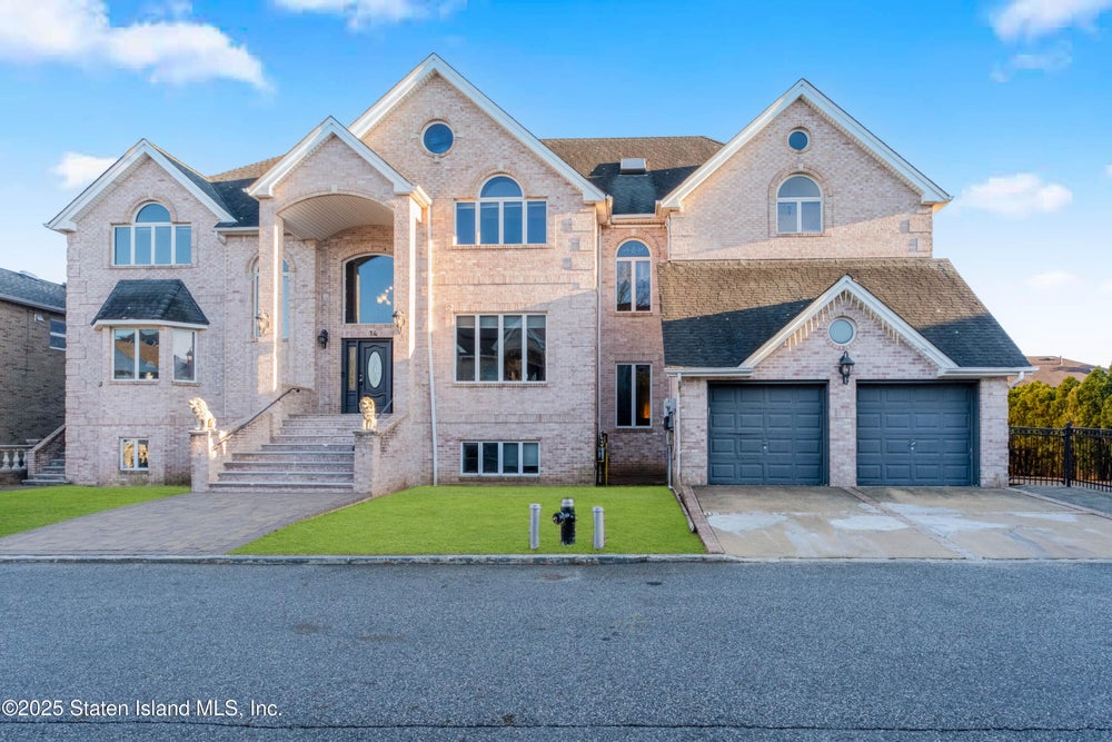 14 Powell Lane, Staten Island, NY 10312 - MLS# 2501230 - Coldwell Banker