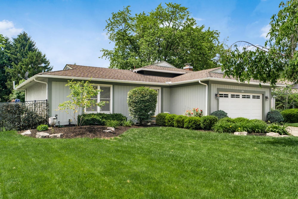 233 Spring Hollow Lane, Westerville, OH 43081 - MLS# 224017231 ...