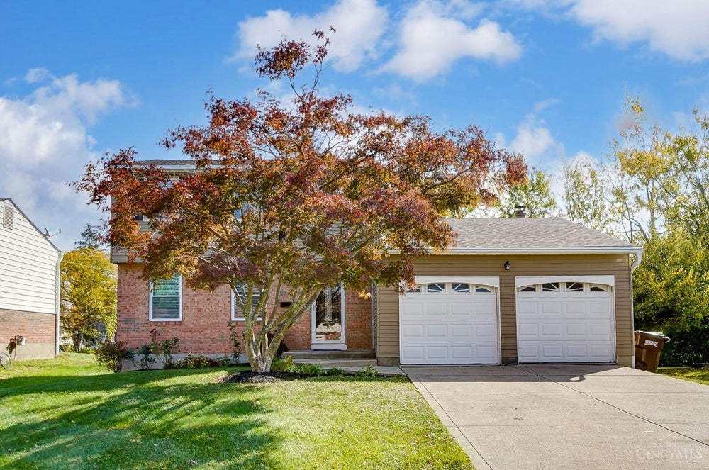 11248 Logenberry Circle, Forest Park, OH 45240 - MLS# 1822676 ...