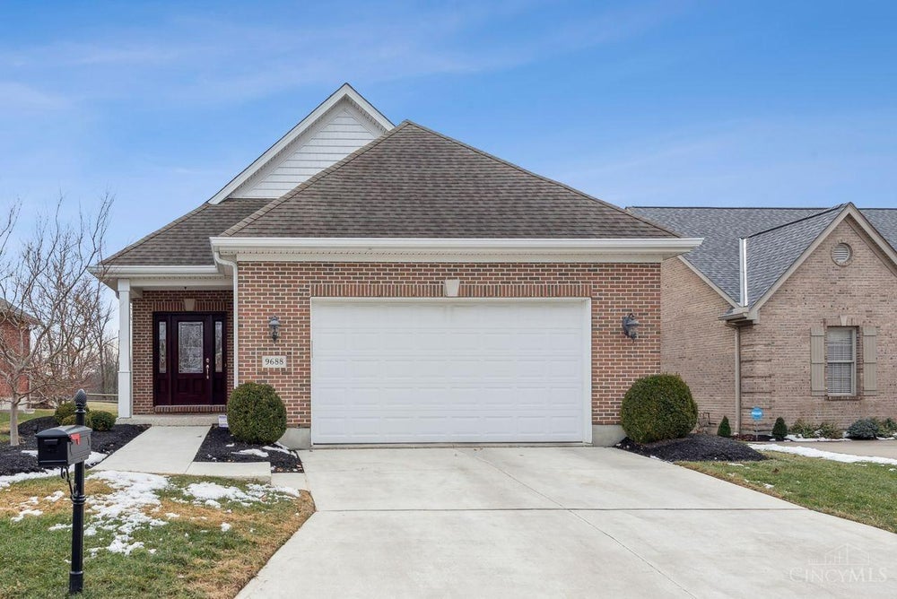 9688 Pebble View Drive, Colerain Twp, OH 45252 - MLS# 1831689 ...