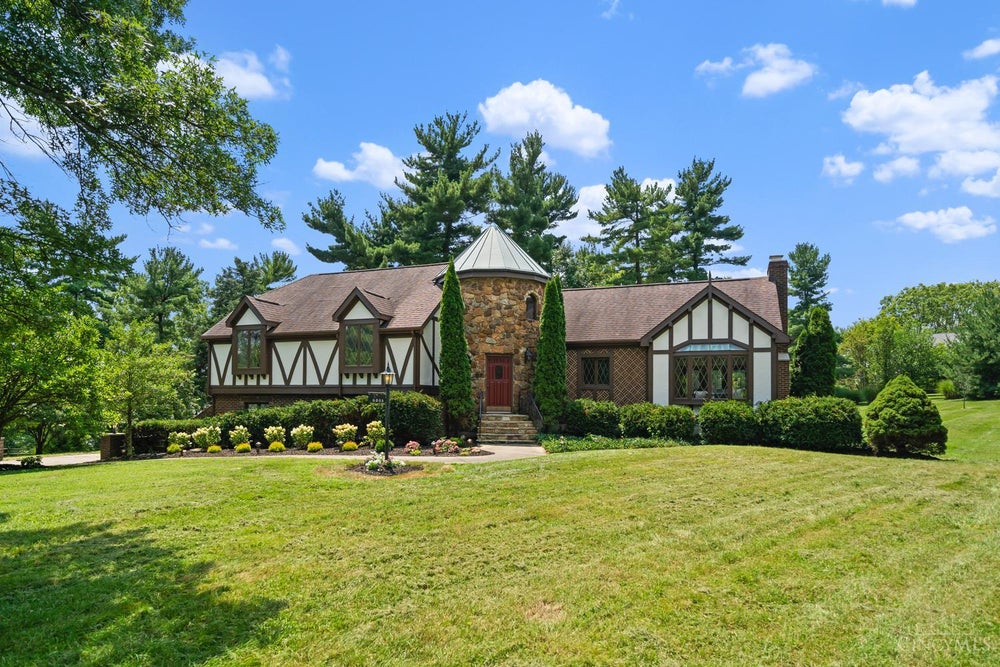 6003 Cleves Warsaw, Delhi Twp, OH 45233 - MLS# 1849681 - Coldwell Banker