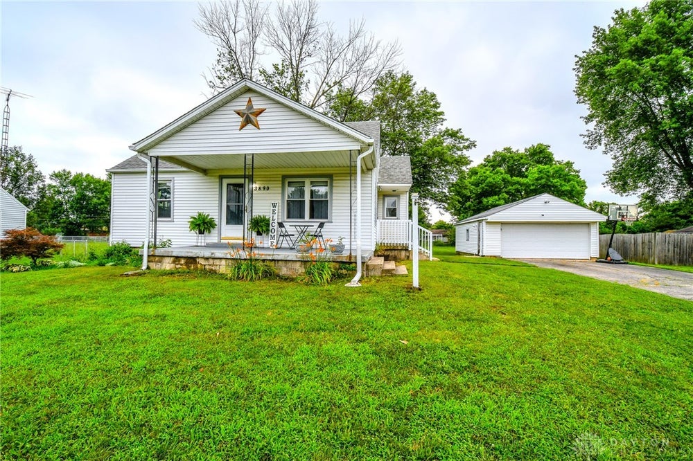 3890 Angus Lane, Moraine, OH 45439 - MLS# 936928 - Coldwell Banker