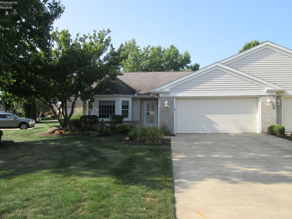 2213 Lakefield Drive, Huron, OH 44839 - MLS# 20243107 - Coldwell Banker