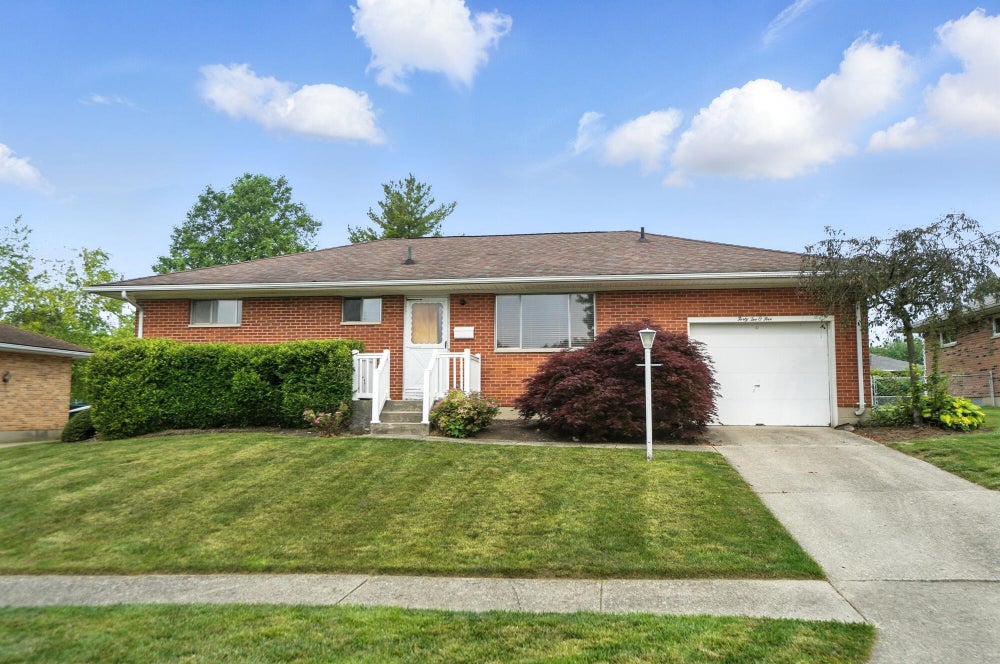 4205 Imperial Drive, Springfield, OH 45503 - MLS# 1039183 - Coldwell Banker