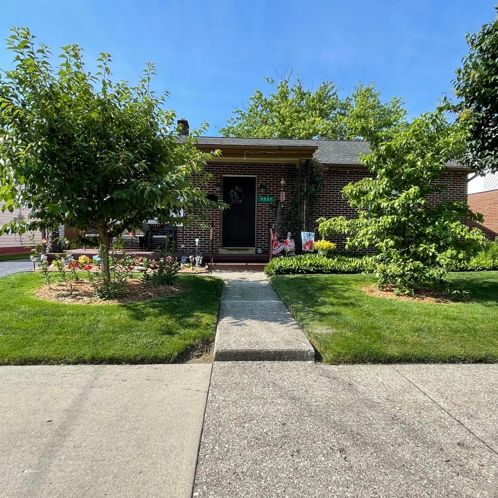 2537 Sunset Avenue, Springfield, OH 45505 - MLS# 1039554 - Coldwell Banker