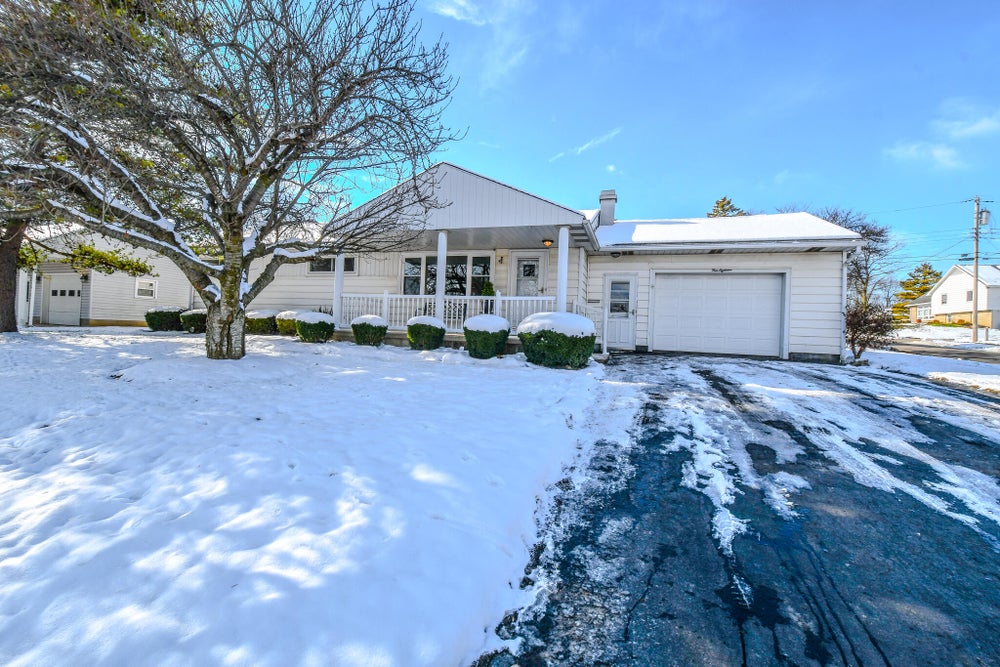 418 S Wagner Avenue, Sidney, OH 45365 - MLS# 1042852 - Coldwell Banker