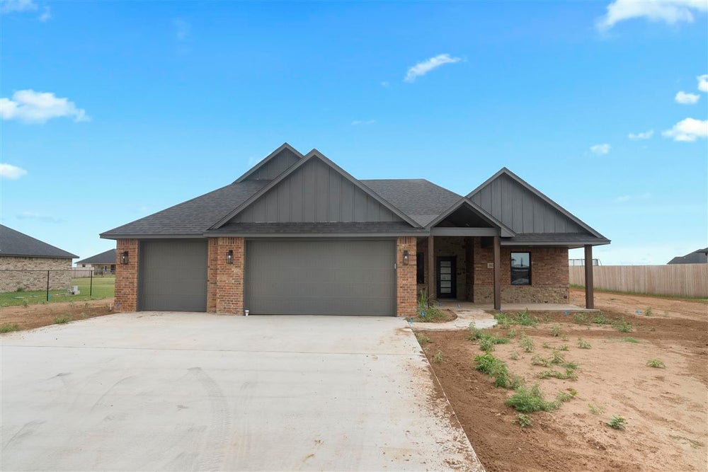 5521 NE Tadpole Dr, Lawton, OK - MLS# 169248 - Coldwell Banker
