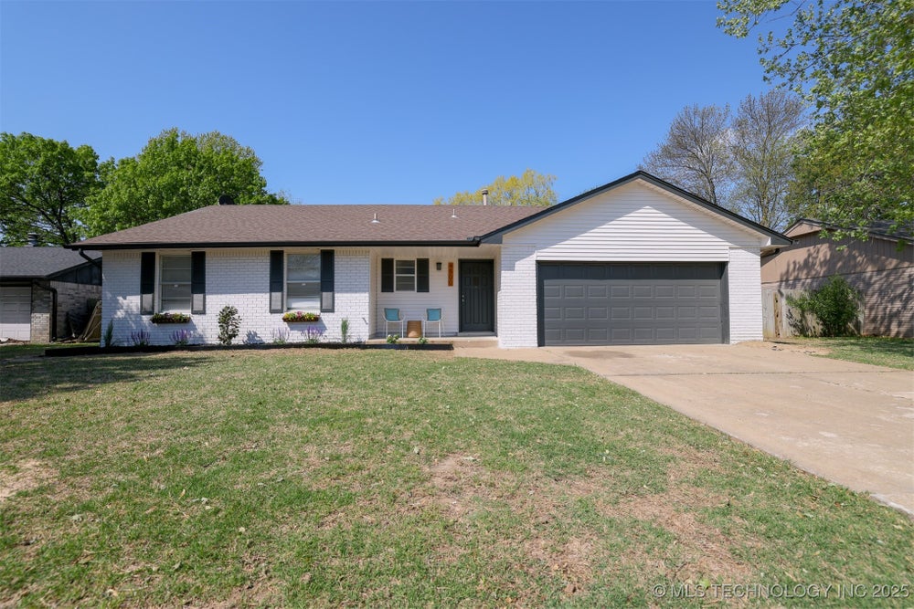 4500 S Hickory Avenue, Broken Arrow, OK 74011 - MLS# 2516475 - Coldwell ...