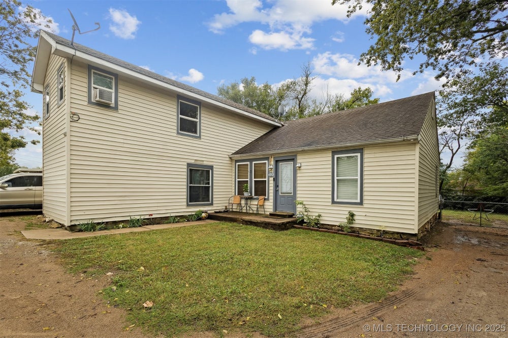 4513 Tuxedo Boulevard, Bartlesville, OK 74006 - MLS# 2540924 - Coldwell ...