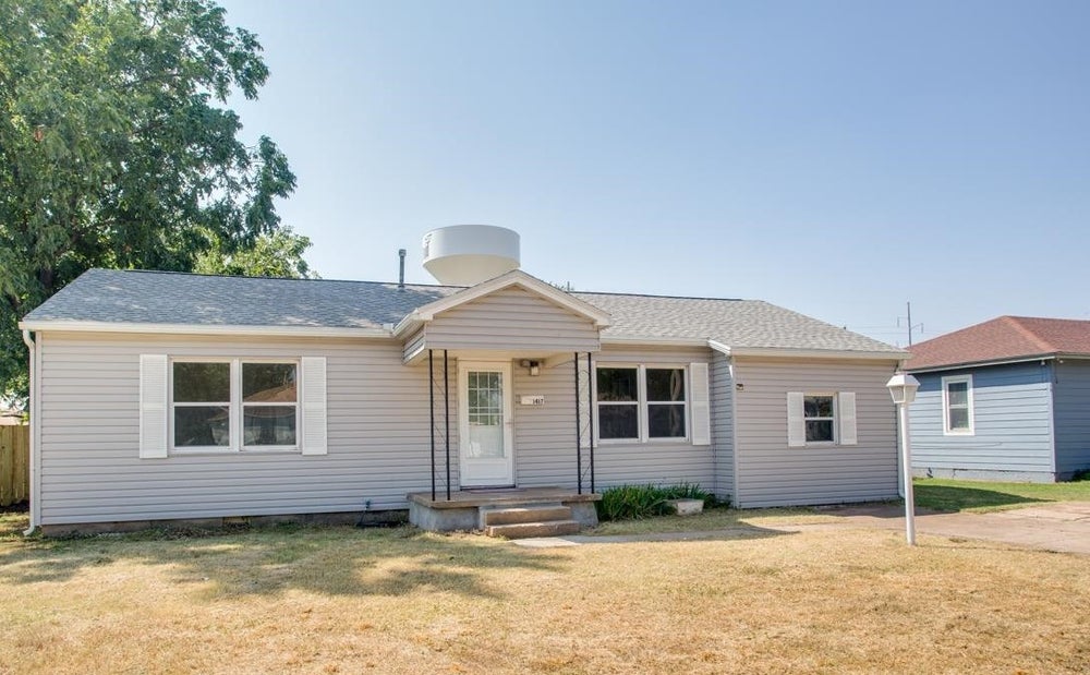 1417 Ritchie Ave, Enid, OK 73703 - MLS# 20231251 - Coldwell Banker