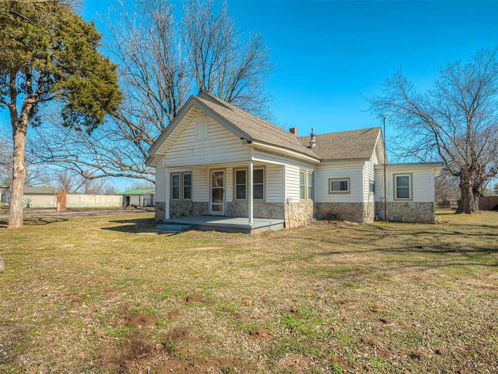 15809 S Rock Creek Road, Shawnee, OK 74801 - MLS# 1185976 - Coldwell Banker