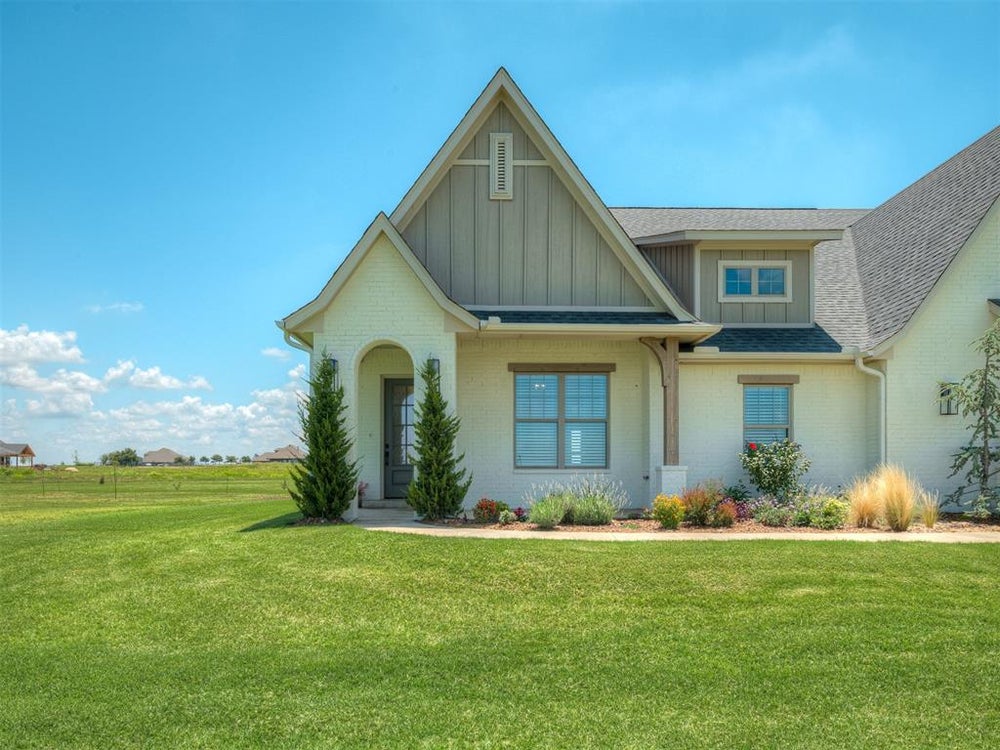 7290 NE Hawk Drive, Piedmont, OK 73078 - MLS# 1179295 - Coldwell Banker