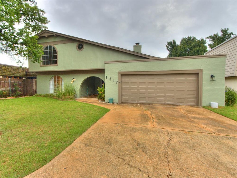 6317 Overcourt Manor, Oklahoma City, OK 73132 - MLS# 1184140 - Coldwell ...