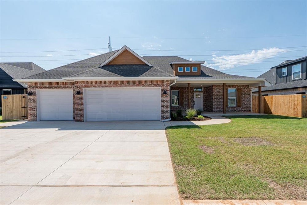 9228 NW 79th Terrace, Yukon, OK 73099 - MLS# 1191022 - Coldwell Banker