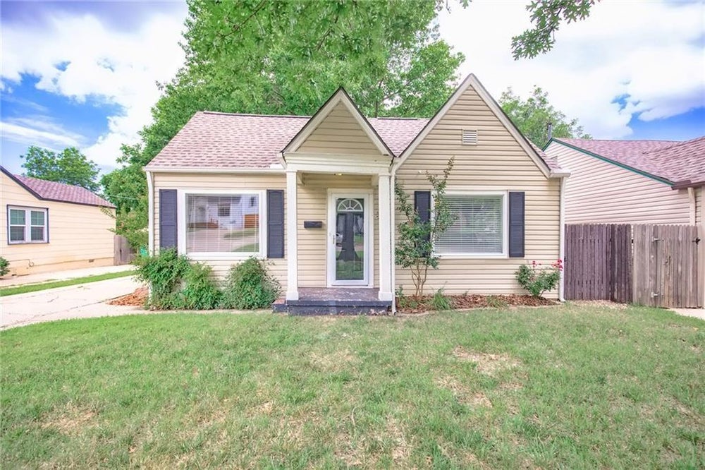 535 NW 48th Street, Oklahoma City, OK 73118 - MLS# 1204777 - Coldwell ...