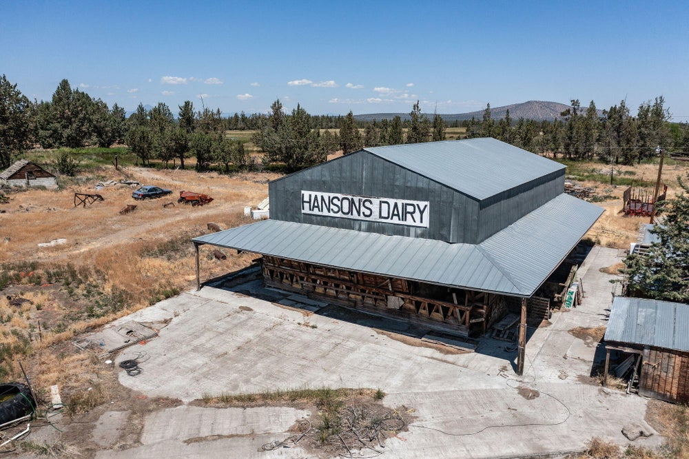 65799 93rd, Bend, OR 97703 - MLS# 220167284 - Coldwell Banker