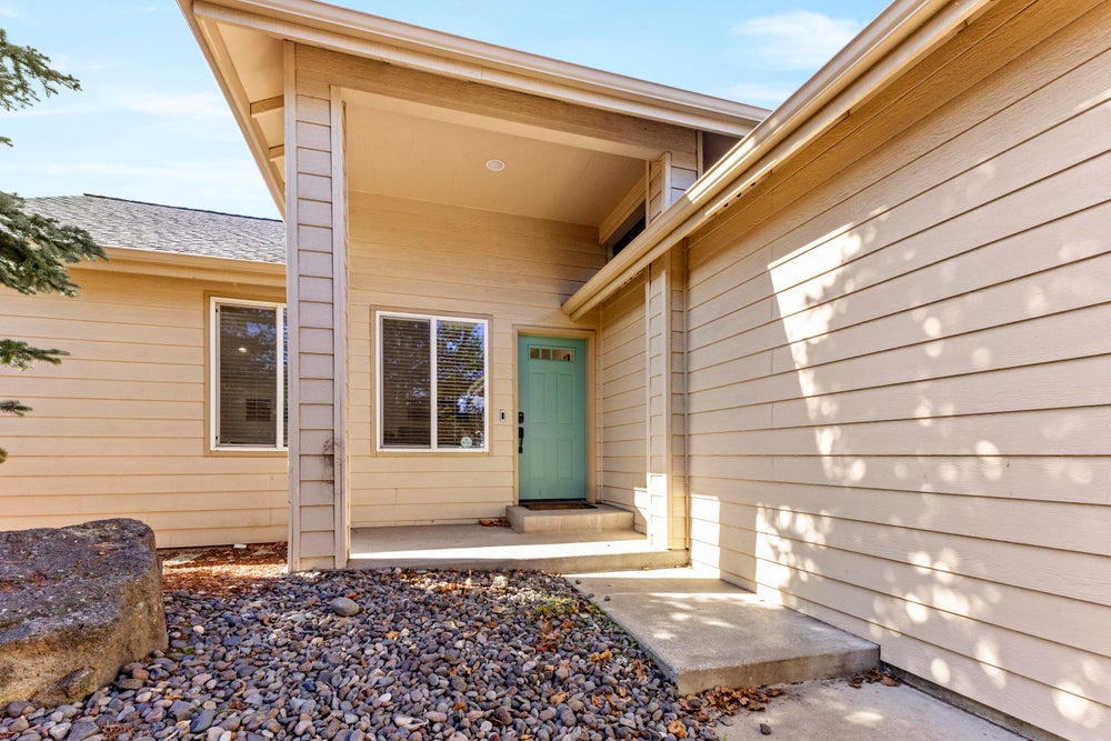 1323 NE Dawson, Bend, OR 97701 - MLS# 220196936 - Coldwell Banker