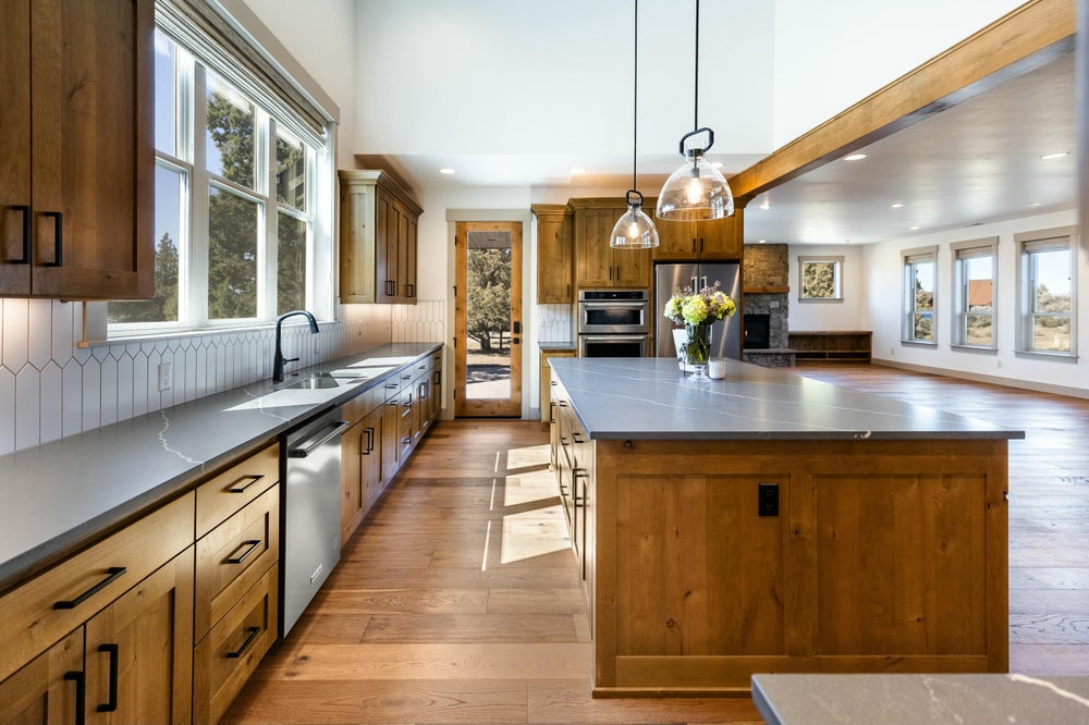 17818 SW Chaparral, Powell Butte, OR 97753 - MLS# 220197877 - Coldwell ...