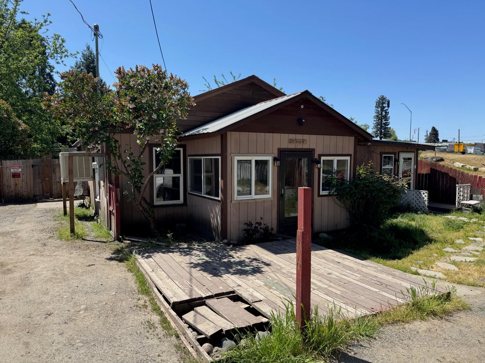 299 Reddy, Grants Pass, OR 97527 - MLS# 220201004 - Coldwell Banker