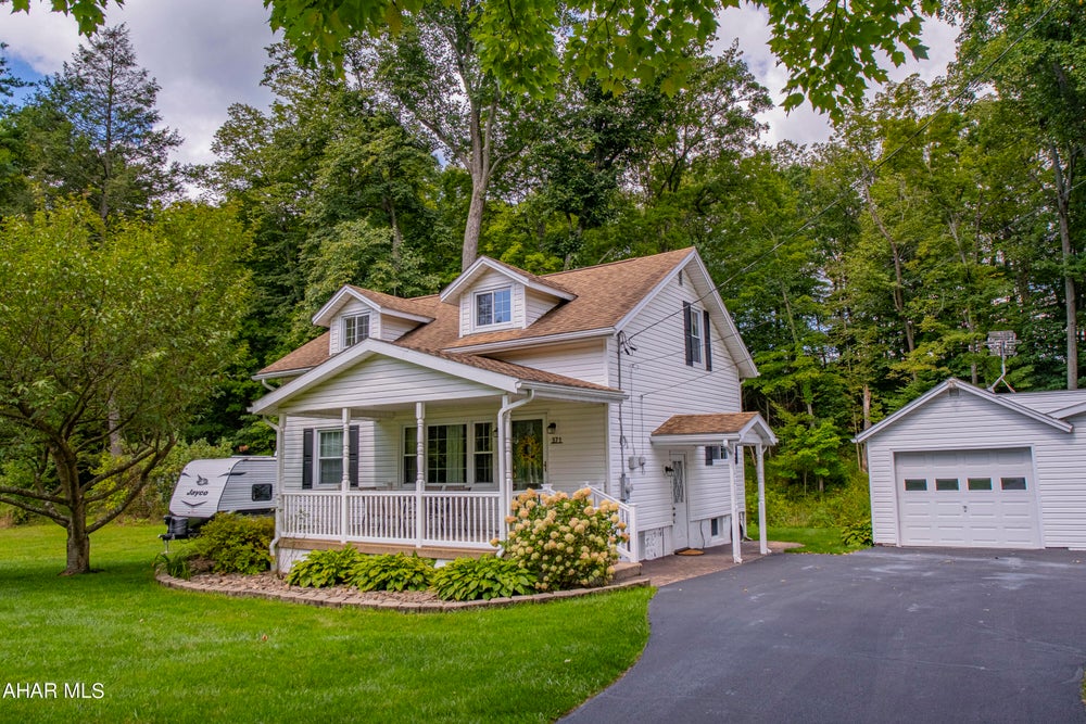 371 Sickles Corner Back Road, Altoona, PA 16601 - MLS# 75522 - Coldwell ...