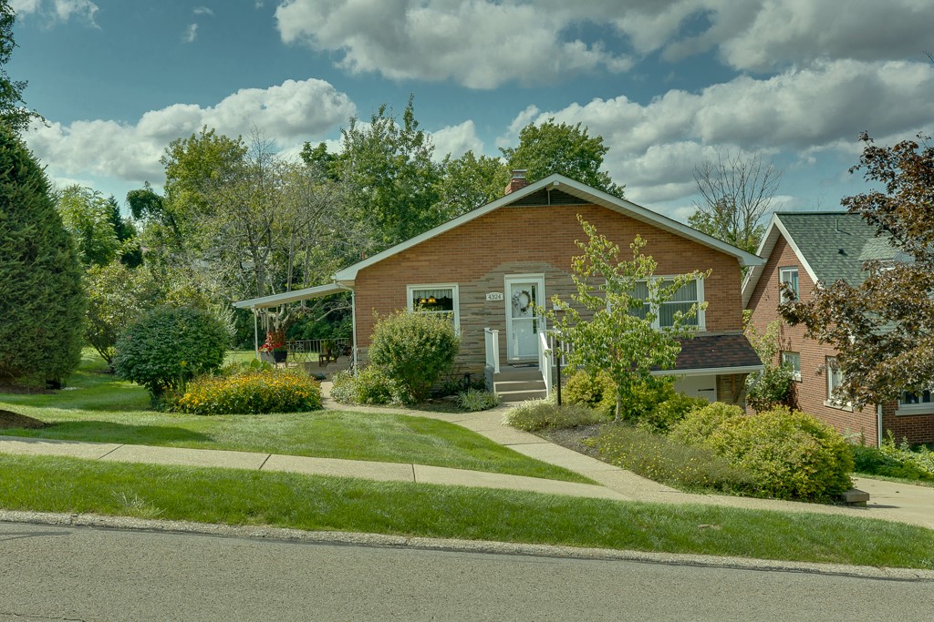 4324 Sunset Boulevard, Erie, PA 16504 - MLS# 165428 - Coldwell Banker