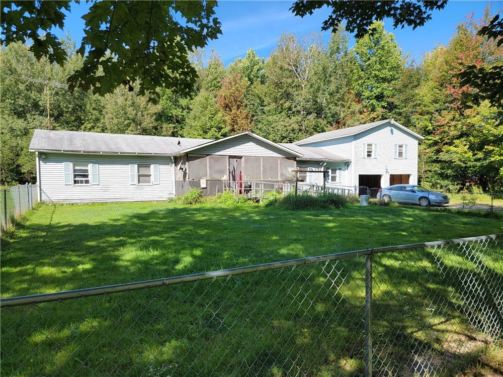 9520 West Road, Cranesville, PA 16410 - MLS# 171254 - Coldwell Banker