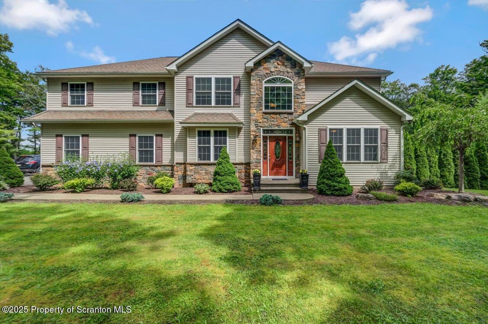 172 Constitution Drive, Moscow, PA 18444 - MLS# SC253658 - Coldwell Banker