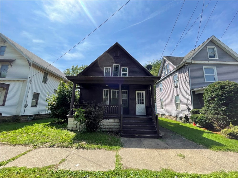 140 Park Ave, New Castle, PA 16101 - MLS# 1621137 - Coldwell Banker