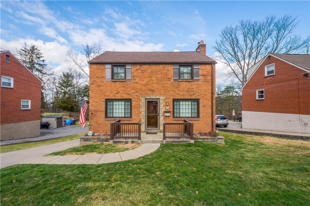 1114 Raven Dr, Pittsburgh, PA 15243 - MLS# 1640473 - Coldwell Banker