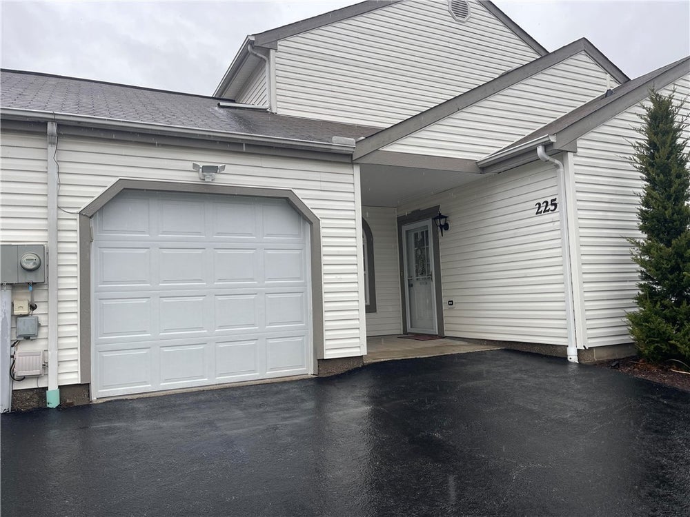 225 Huckleberry Ct, Wexford, PA 15090 - MLS# 1644580 - Coldwell Banker