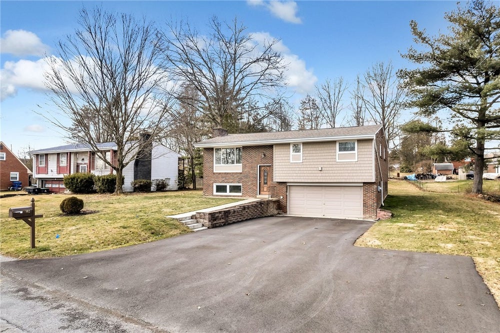 102 Laporte Drive, Cranberry Township, PA 16066 - MLS# 1644626 ...