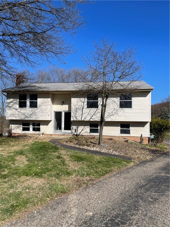 751 Skyview Drive, Cranberry Twp, PA 16066 - MLS# 1646050 - Coldwell Banker