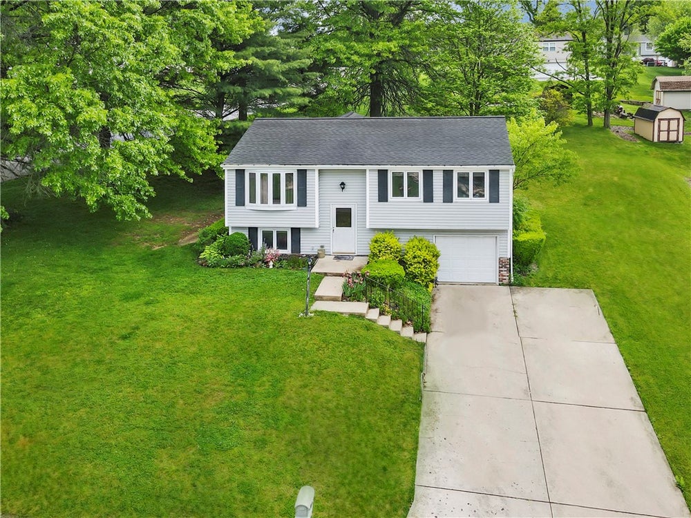 101 Deer Dr, South Strabane, PA 15301 - MLS# 1653212 - Coldwell Banker