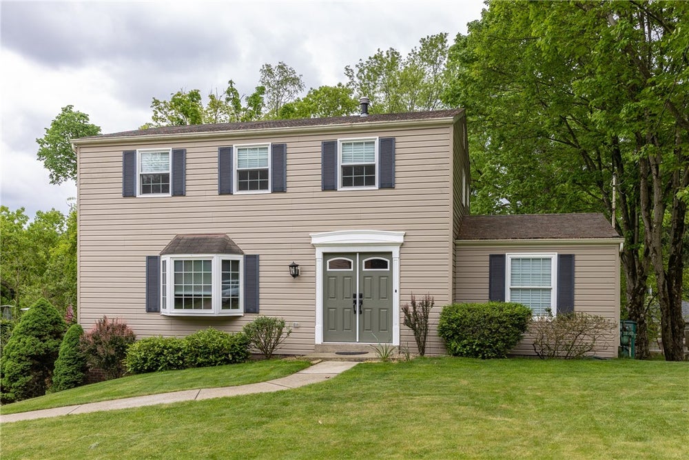 511 Iroquois, Mccandless, PA 15237 - MLS# 1653814 - Coldwell Banker