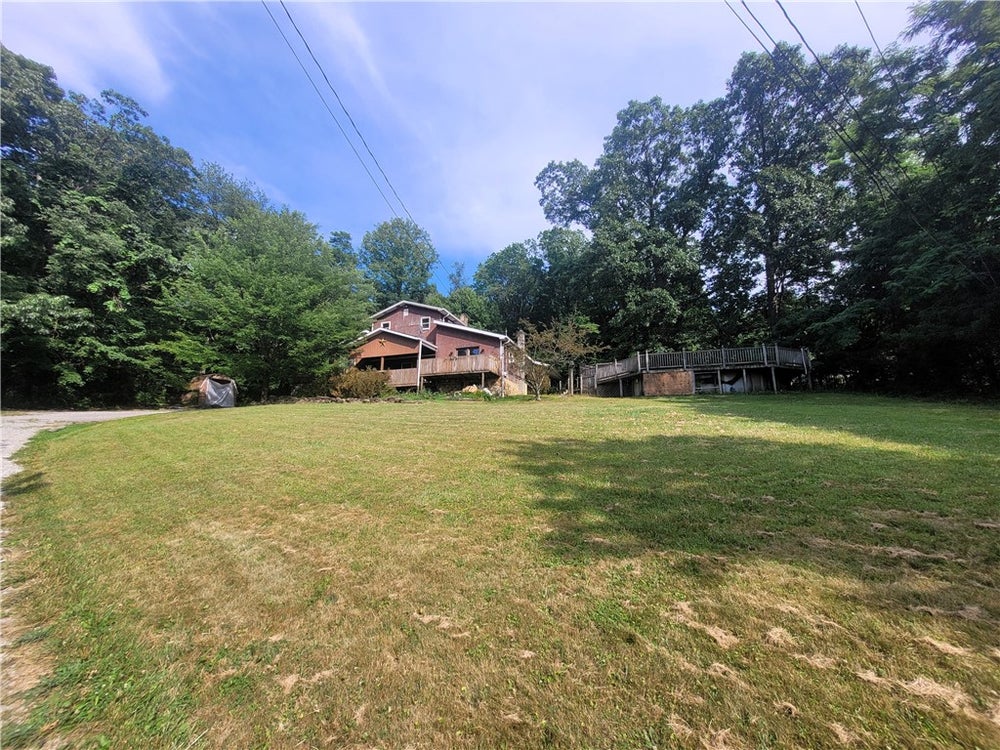 909 S Ruby St, Derry Twp, PA 15627 - MLS# 1666260 - Coldwell Banker