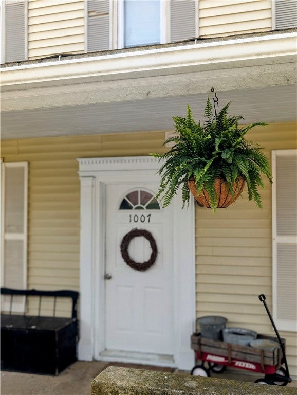 1003-1007 Youngstown Ridge Rd, Unity Twp, PA 15696 - MLS# 1703595 ...