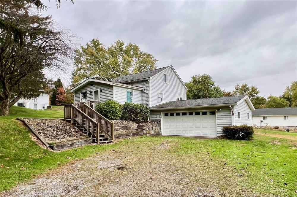 724 Butler Rd, East Franklin Twp, PA 16201 - MLS# 1726959 - Coldwell Banker
