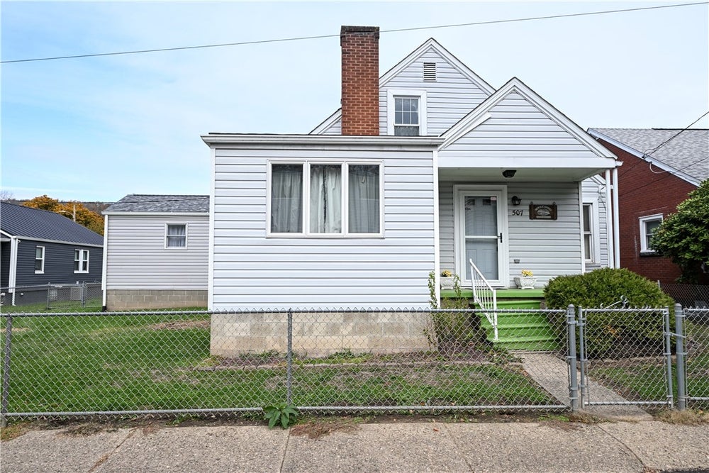 507 Lynn Street, Roscoe, PA 15477 - MLS# 1729531 - Coldwell Banker