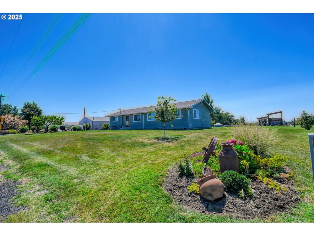 53504 Triangle Rd, Miltonfreewater, OR 97862 - MLS# 144305064 ...