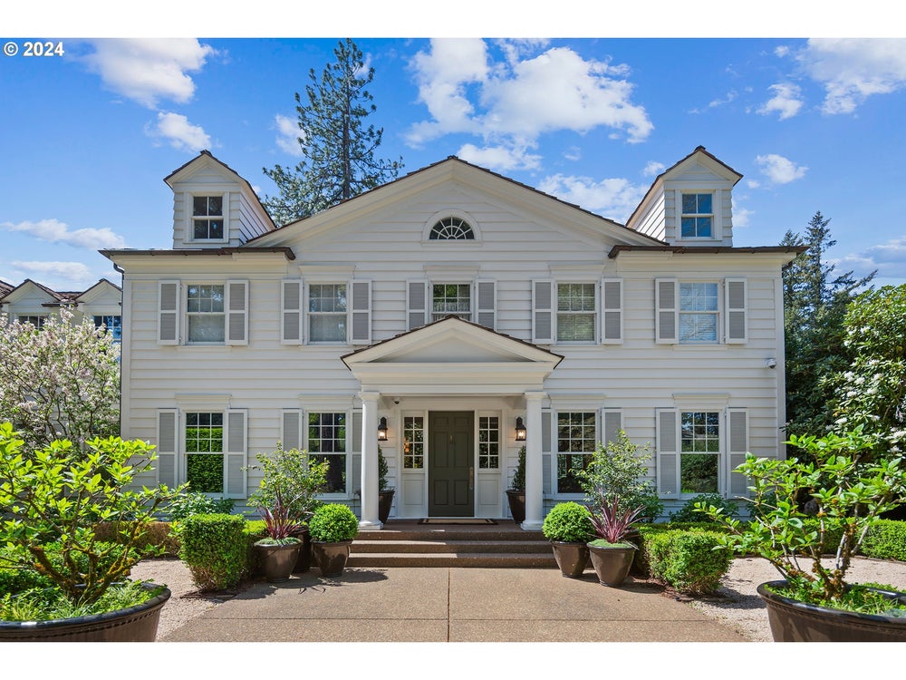 1128 S Military Rd, Portland, OR 97219 - MLS# 24162998 - Coldwell Banker