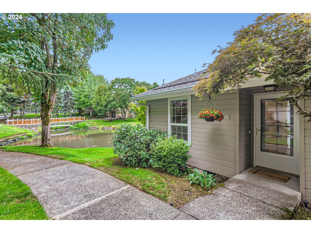 13775 SW Scholls Ferry Rd #1, Beaverton, OR 97008 - MLS# 24461043 ...