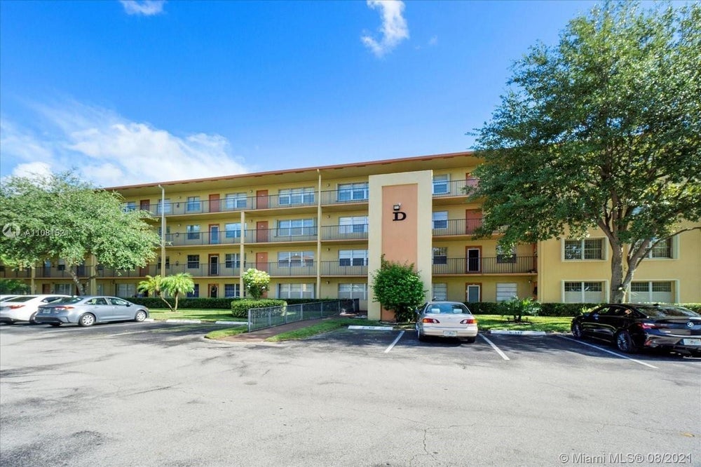 Address Withheld By Seller, Pembroke Pines, FL 33027 - MLS# F10429789 ...