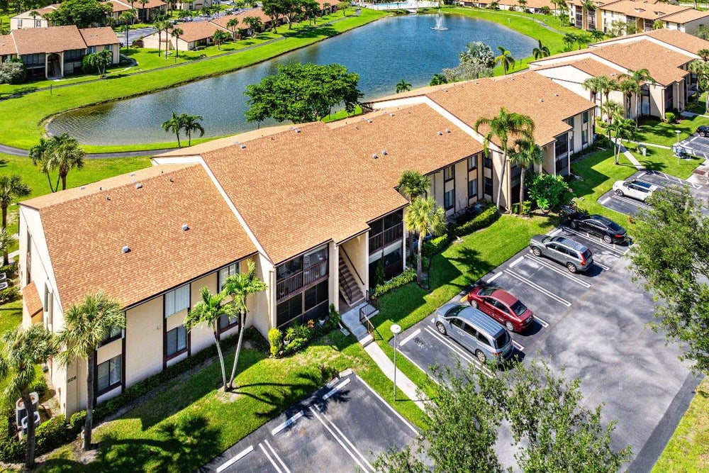 826 Sky Pine Way #D1, Greenacres, FL 33415 - MLS# R11128974 - Coldwell ...