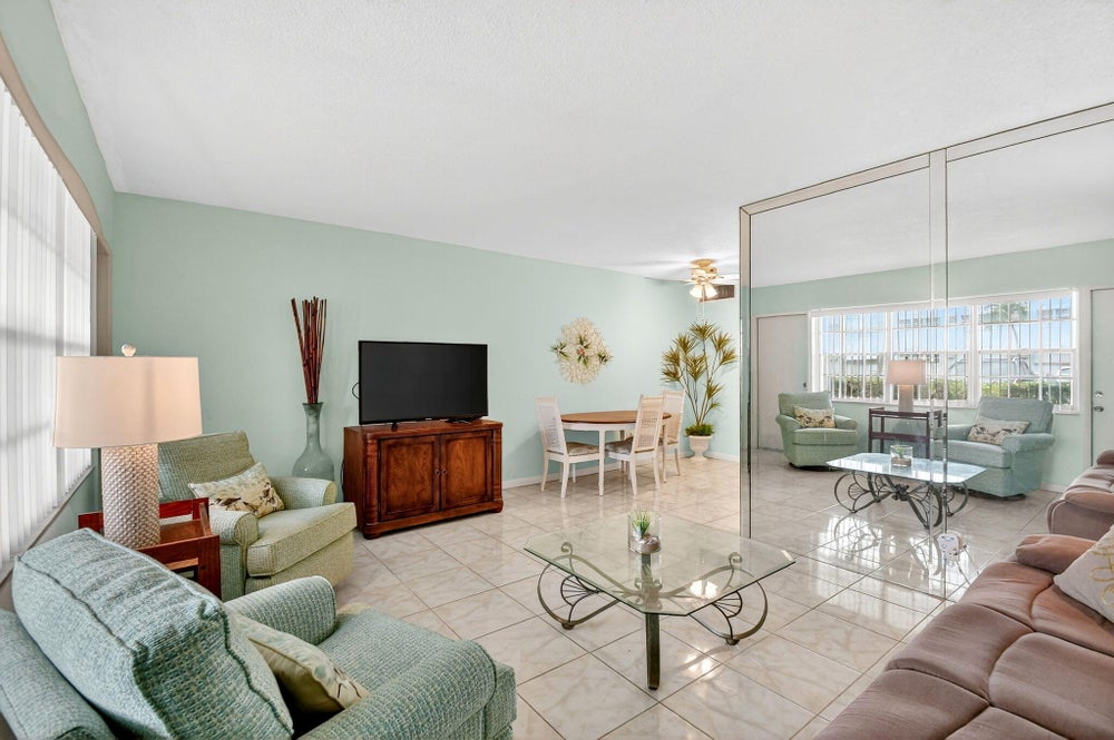 5203 NE 24 Terrace #B-105, Fort Lauderdale, FL 33308 - MLS# R11132342 ...