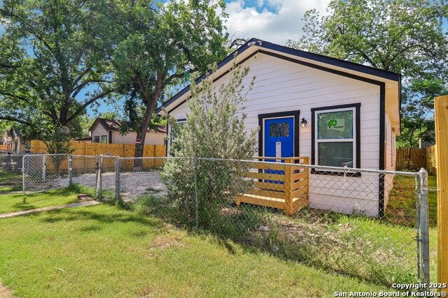 2120 San Fernando, San Antonio, TX 78207 - MLS# 1865807 - Coldwell Banker