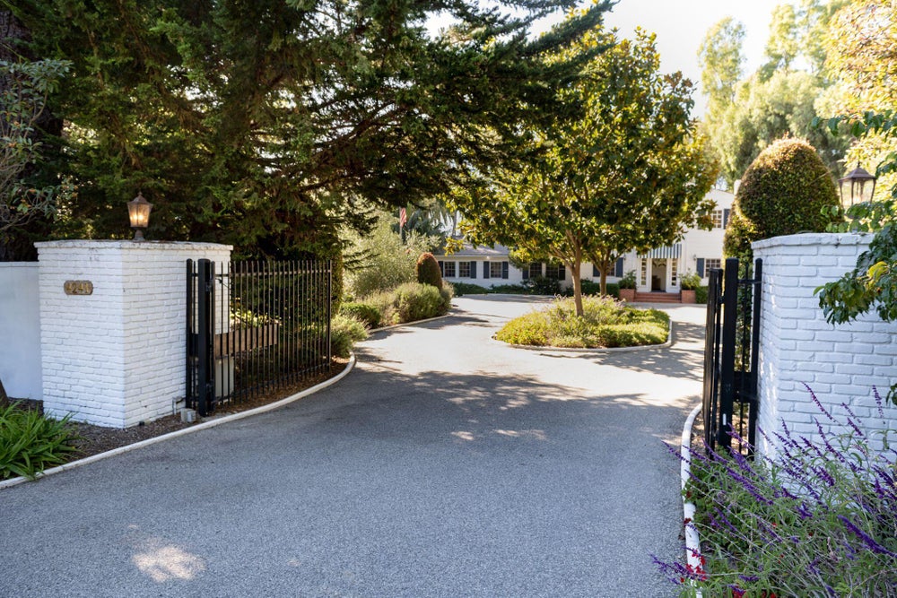 4241 Mariposa Drive, Santa Barbara, CA 93110 - MLS# 25-3988 - Coldwell ...