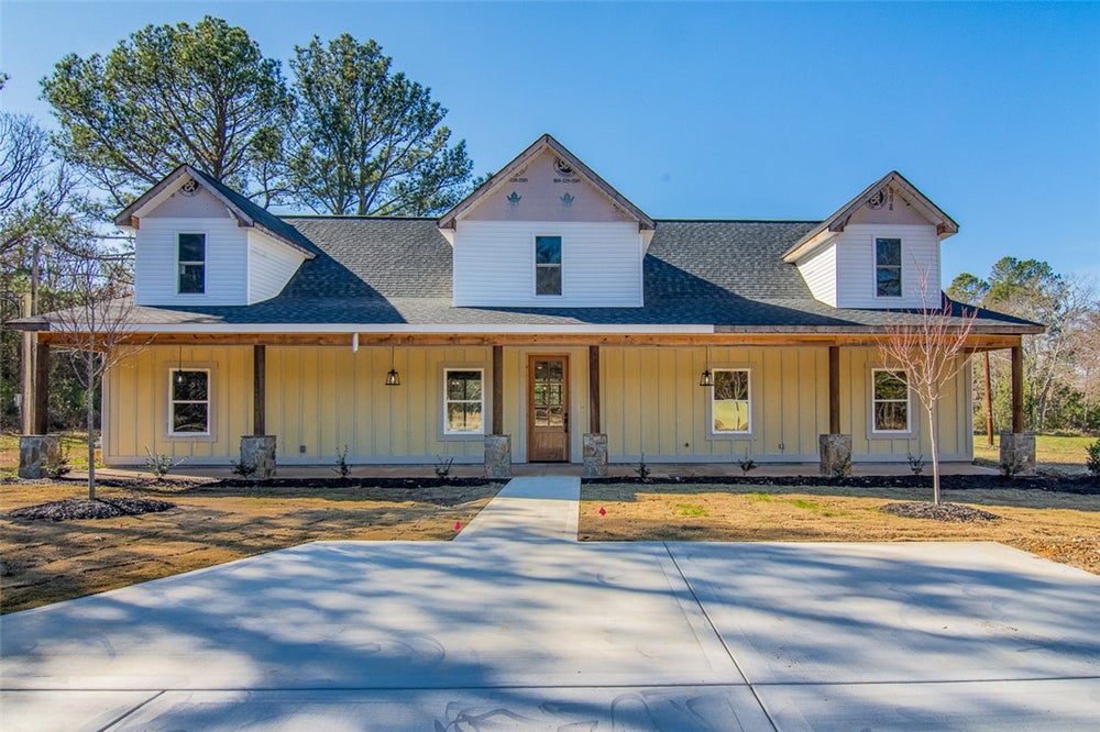 68 Smith Drive, Bradley, SC 29819 - MLS# 20297209 - Coldwell Banker