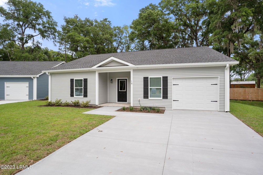 14 Avalon Drive, Beaufort, SC 29907 - MLS# 180567 - Coldwell Banker