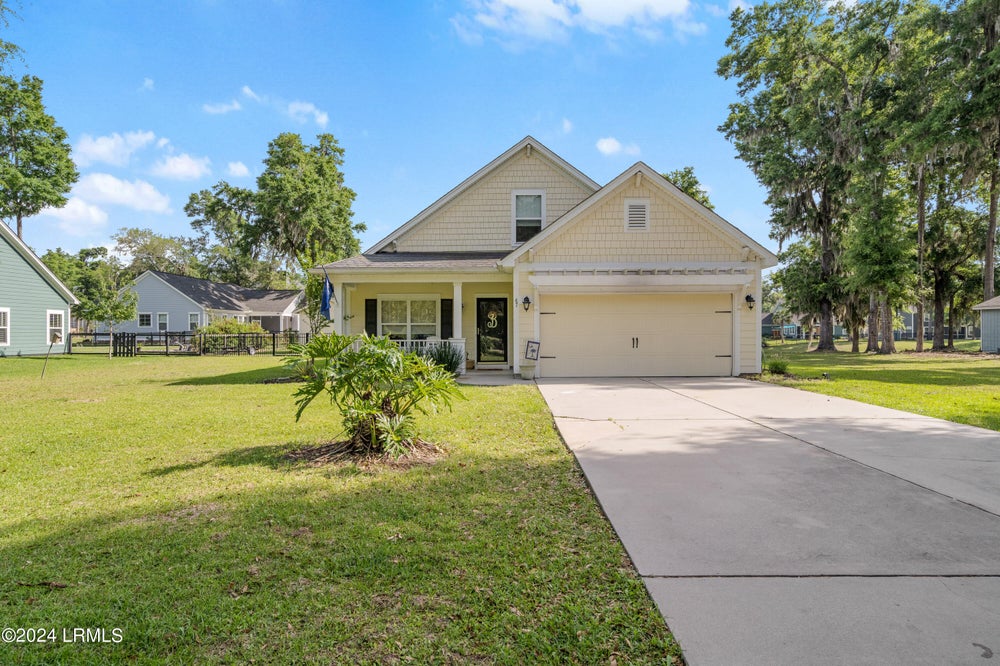 47 Gadwall Drive W, Beaufort, SC 29907 - MLS# 184843 - Coldwell Banker