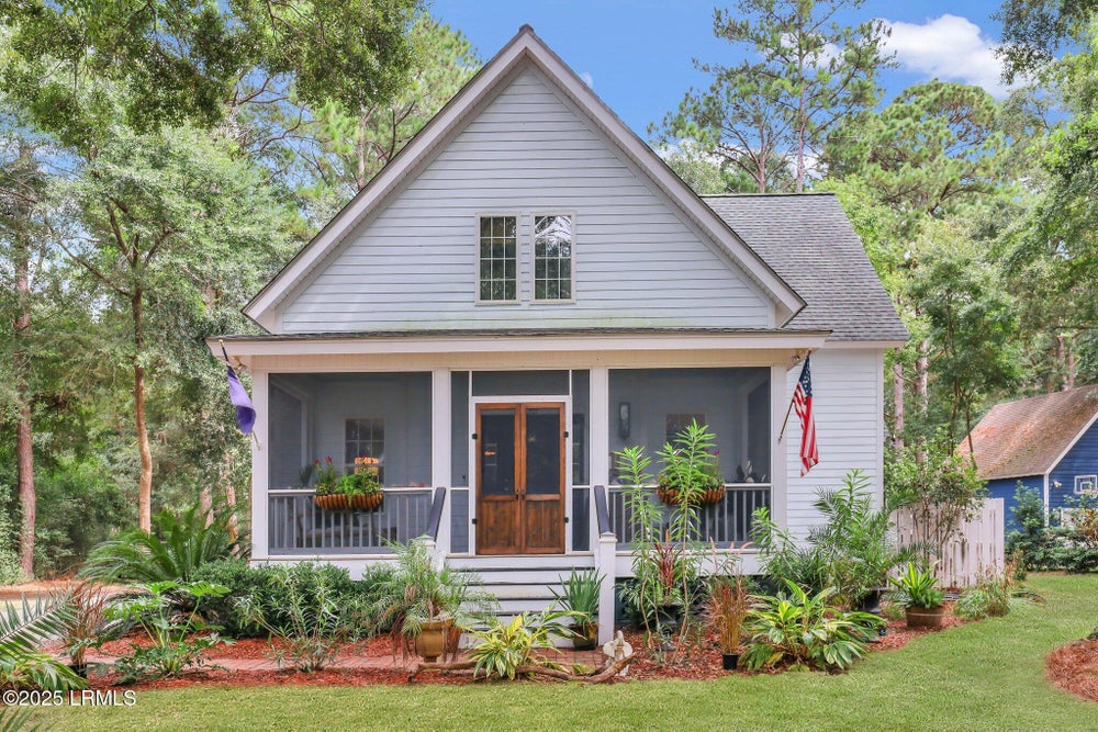 35 E River Drive, Beaufort, SC 29907 - MLS# 188838 - Coldwell Banker